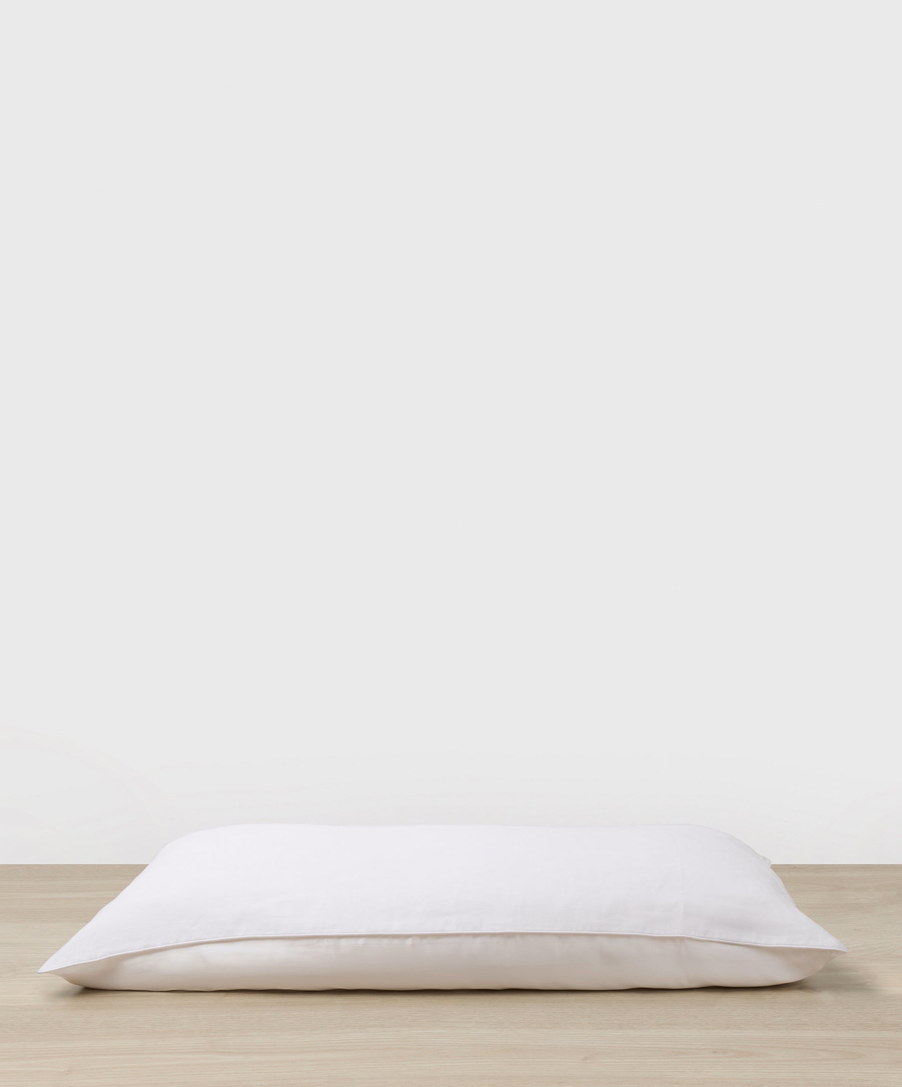 Silk Linen Flip Pillowcase - White | CULTIVER - Australia